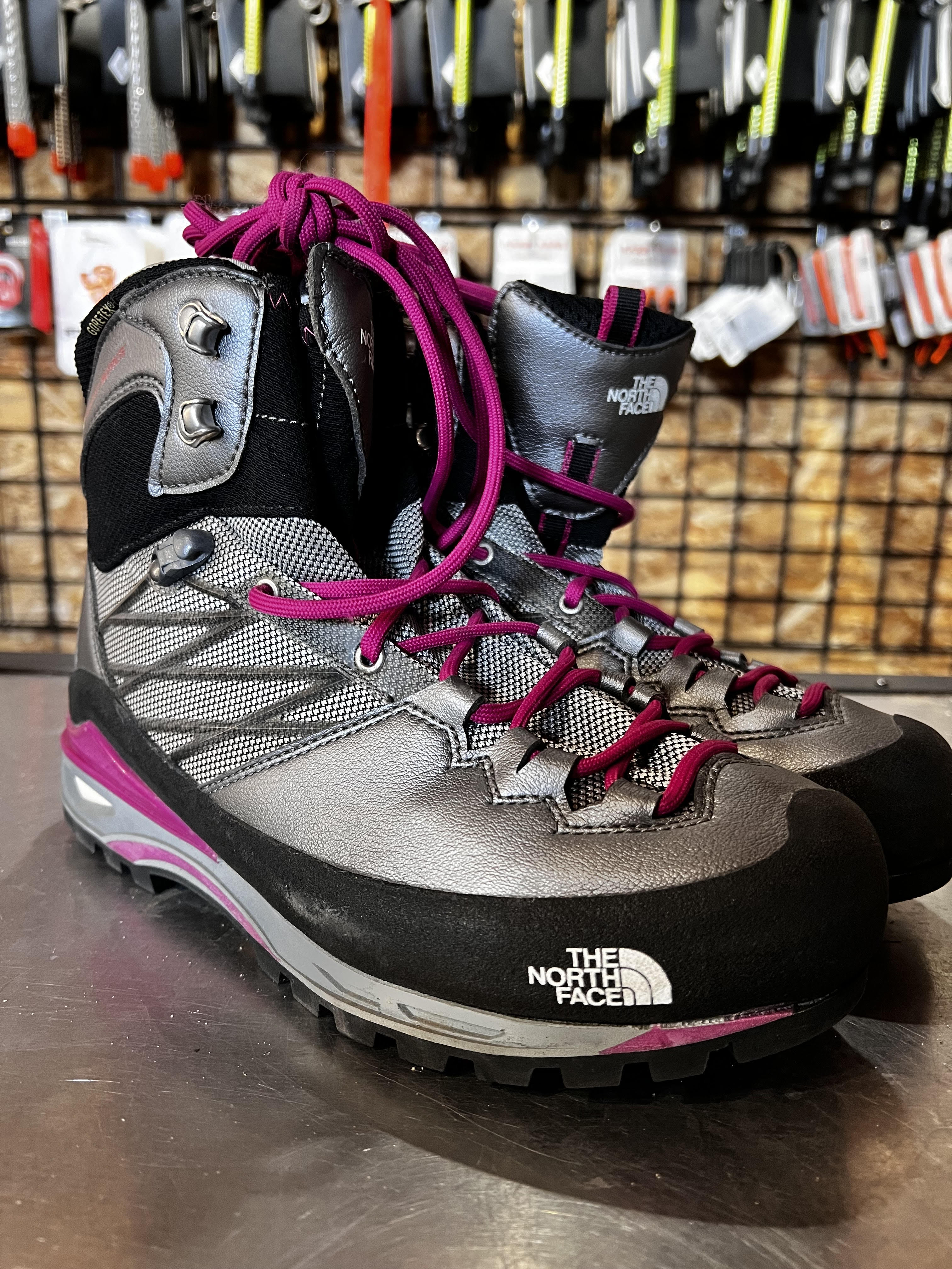 Used Demo The North Face Women's Summit Mountain Boot – Down Wind Sports
